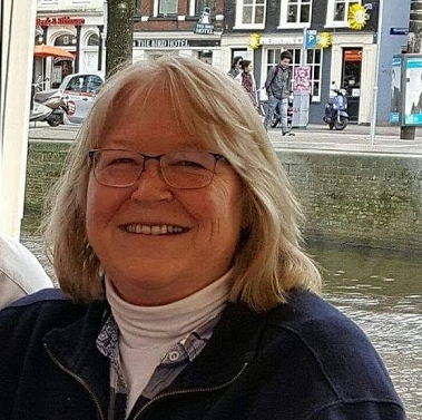 Contact Pam - The Needle Lady